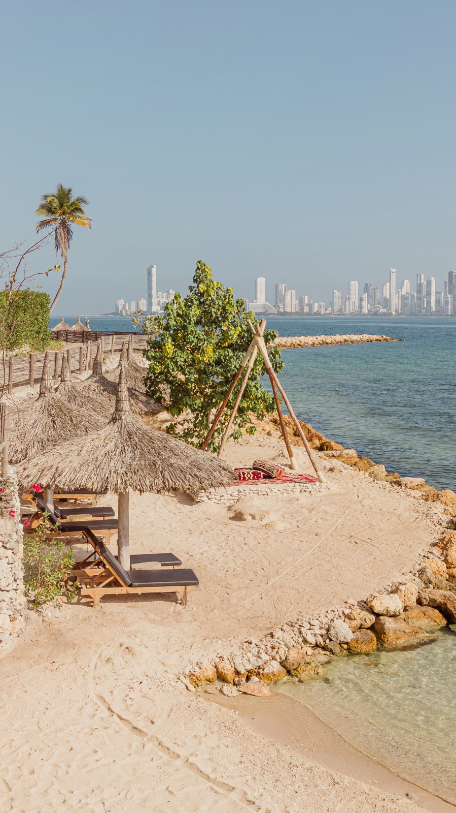 ETEKA - Slow Beach Lounge - ETEKA